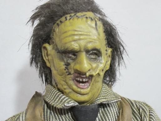 SIDESHOW 12インチ THE TEXAS CHAINSAW MASSACRE LEATHERFACE SIDESHOW 12インチ THE TEXAS CHAINSAW MASSACRE LEATHERFACE
