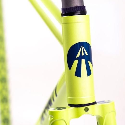 AFFINITY CYCLES * LO PRO TRACK FRAME SET * Mellow Yellow AFFINITY CYCLES * LO PRO TRACK FRAME SET * Mellow Yellow