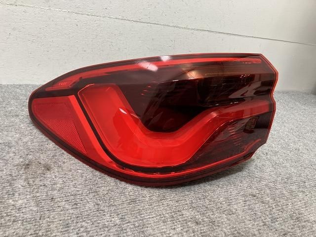 X2 F39 純正 左 テールランプ/ライト/レンズ LED F03687000F X2 F39 純正 左 テールランプ/ライト/レンズ LED F03687000F