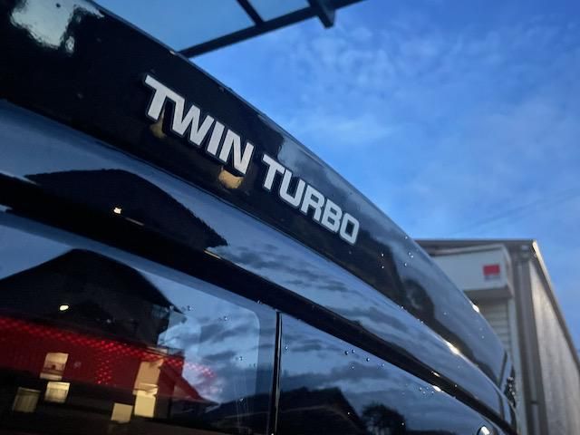 DRM(DAYTONA REST&MOD) │ TWIN TURBO カットレター エンブレム DRM(DAYTONA REST&MOD) │ TWIN TURBO カットレター エンブレム