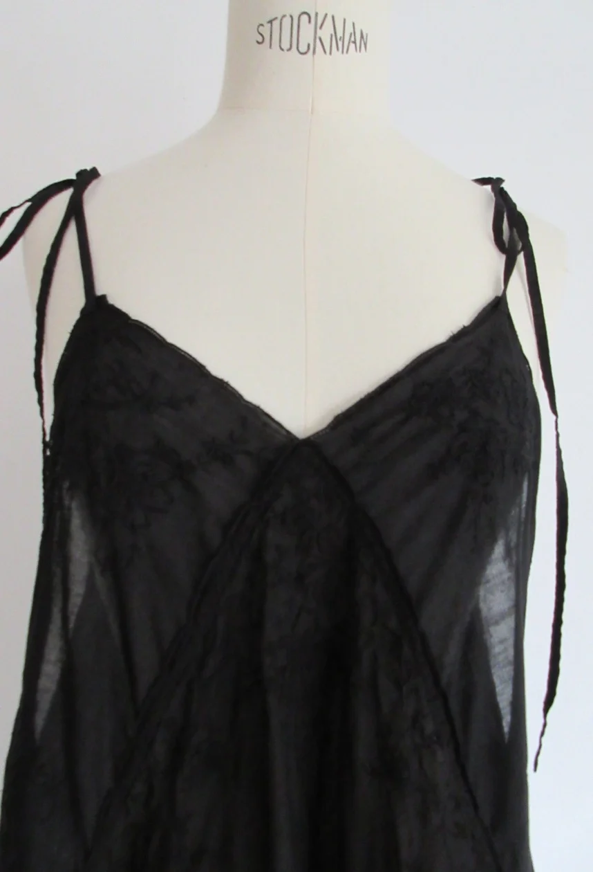 Hériter 2024AW受注会 | swatow handkerchief camisole dress Hériter 2024AW受注会 | swatow handkerchief camisole dress